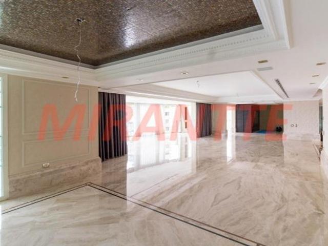 Apartamento de 515m² com 4 quartos