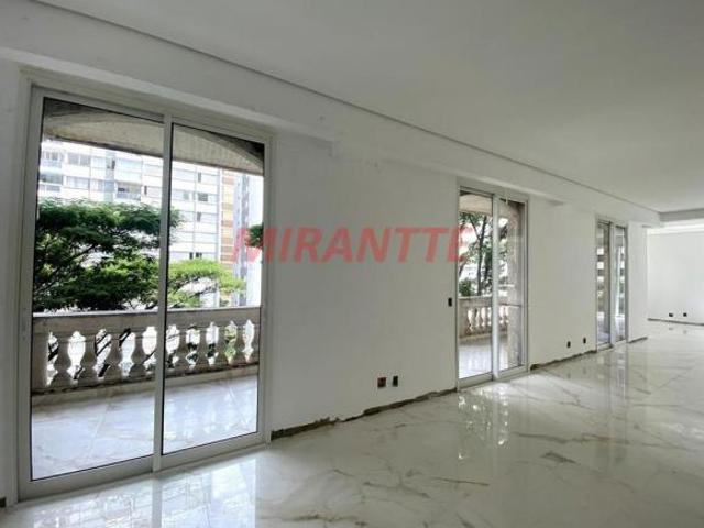 Apartamento de 515m² com 7 quartos