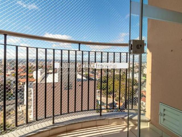 Apartamento de 52,57m² no Residencial Biarritz com 2 dormitórios e sala de estar com sacada integrad