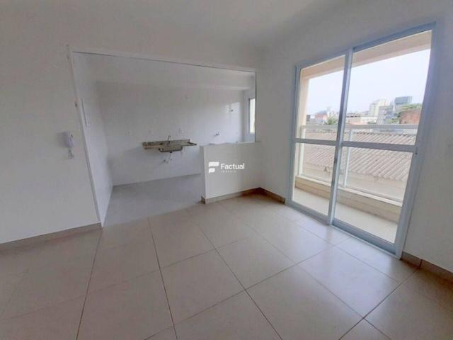 Apartamento de 52 m² Enseada Guarujá, aluguel por R$ 2.700/mês
