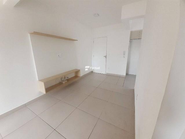 Apartamento de 52 m² Enseada Guarujá, aluguel por R$ 2.700/mês