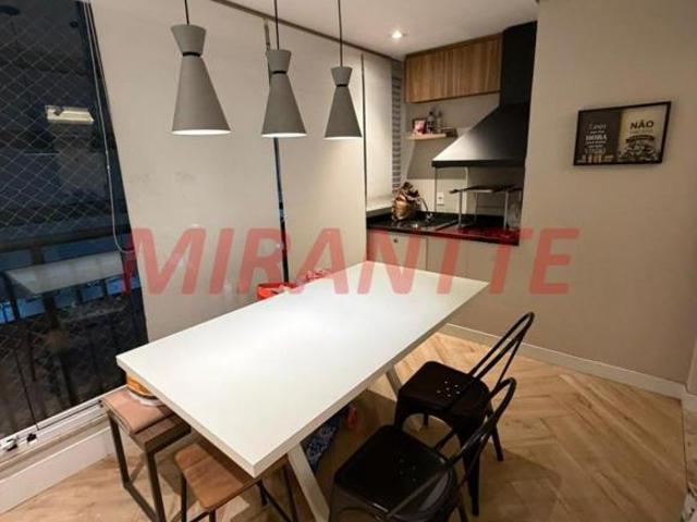 Apartamento de 57m² com 2 quartos
