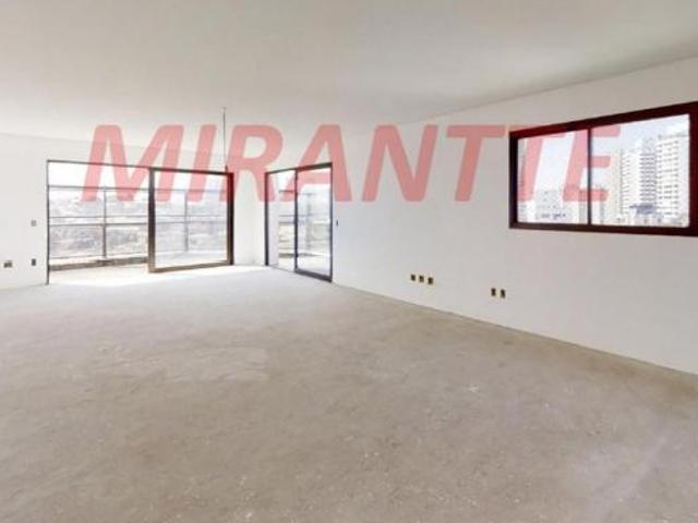 Apartamento de 556m² com 4 quartos