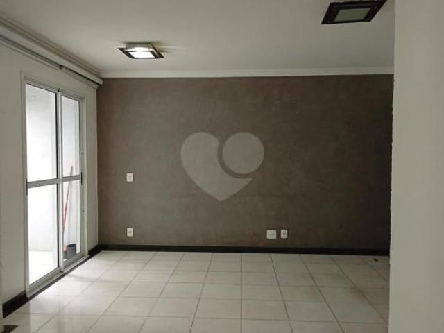 Apartamento de 56 m² com Sala Ampliada 2 dormitórios 1 vaga Parque Novo Mundo