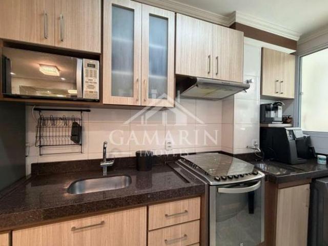 Apartamento de 58m², 2 dormitórios, 1 suíte varanda fechada em vidro, 2 vaga de garagem