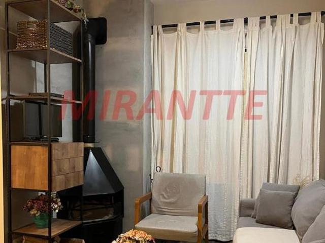 Apartamento de 58m² com 3 quartos