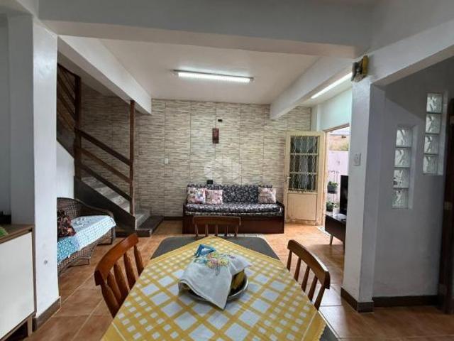 Apartamento de 5 dormitórios, no bairro Farrapos, em Porto Alegre