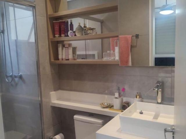 Apartamento de 63 metros, suite, varanda e vaga de garagem