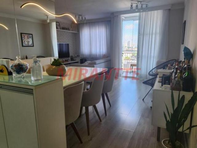 Apartamento de 60m² com 3 quartos