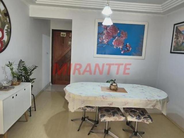 Apartamento de 60m² com 3 quartos