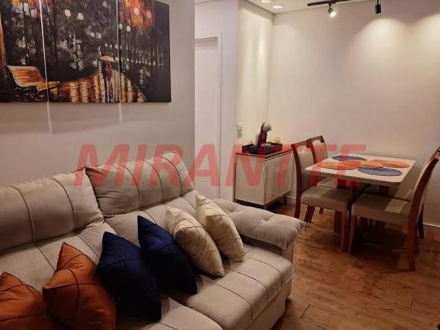 Apartamento de 61m² com 2 quartos