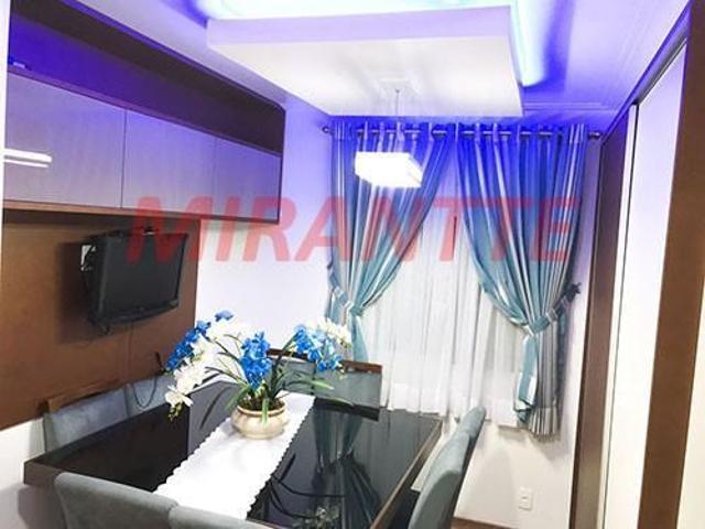 Apartamento de 61m² com 2 quartos