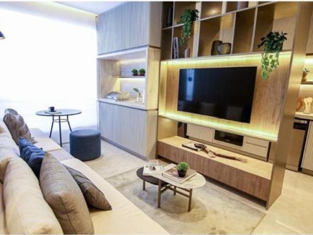 Apartamento de 62 m² com 2 dormitórios, 3 banheiros e 1 suíte. A apenas 900 m da Estação Vila Sônia