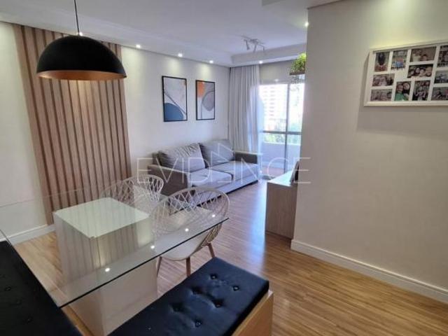 Apartamento de 67 m² com 3 dormitórios, 1 vaga, Reformado e mobiliado próximo ao Metrô