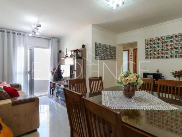 Apartamento de 67 m² com 3 dormitórios, 1 vaga, Reformado e mobiliado próximo ao Metrô
