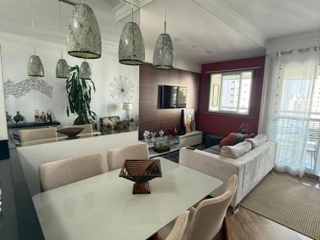 Apartamento de 67m², 2 dormitórios, 2 vagas e depósito