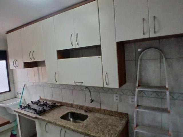 Apartamento de 65 m² com 3 quartos à venda em Jaguaribe