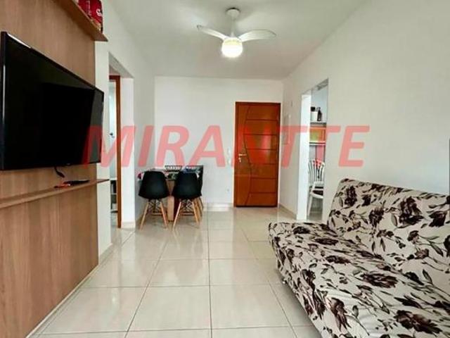 Apartamento de 65m² com 2 quartos