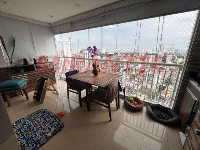 Apartamento de 65m² com 2 quartos