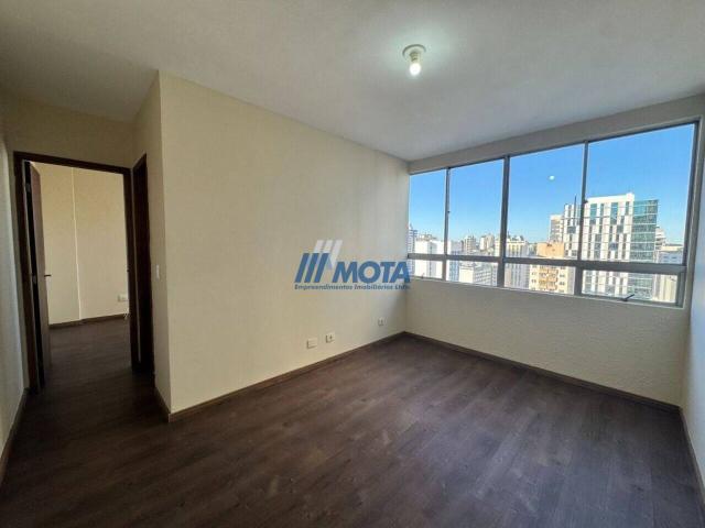 Apartamento de 66 m² na Conselheiro Laurindo Centro Curitiba PR, aluguel por R$ 1.900/mês