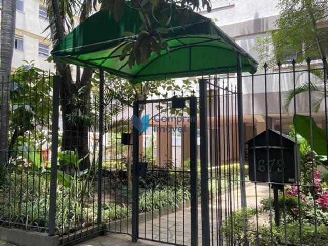 Apartamento de 68m² com 2 dormitórios e vaga no bairro Higienópolis