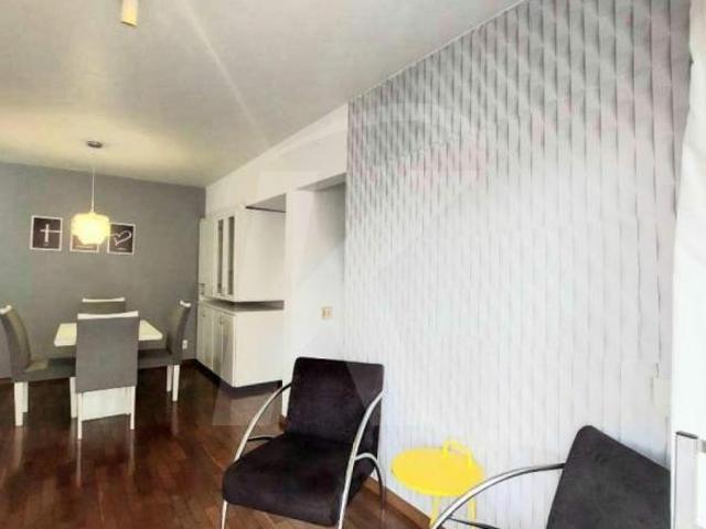 Apartamento de 69m2, 2 dormitórios, 1 vaga coberta, varanda em condomínio com lazer na Água Fria