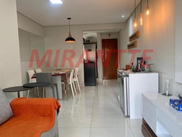 Apartamento de 69m² com 2 quartos