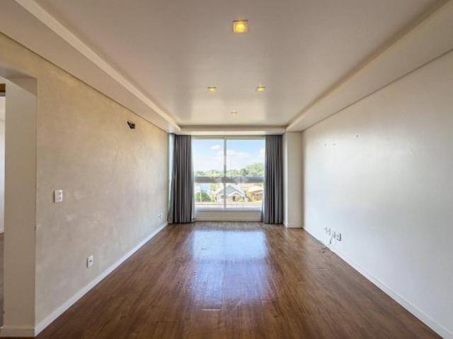 Apartamento de 71,36m² com 02 dormitorios, 1 vaga, no Bairro Av. Central em Gramado