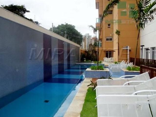 Apartamento de 71m² com 2 quartos