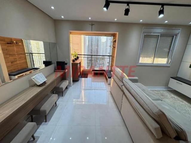 Apartamento de 71m² com 2 quartos