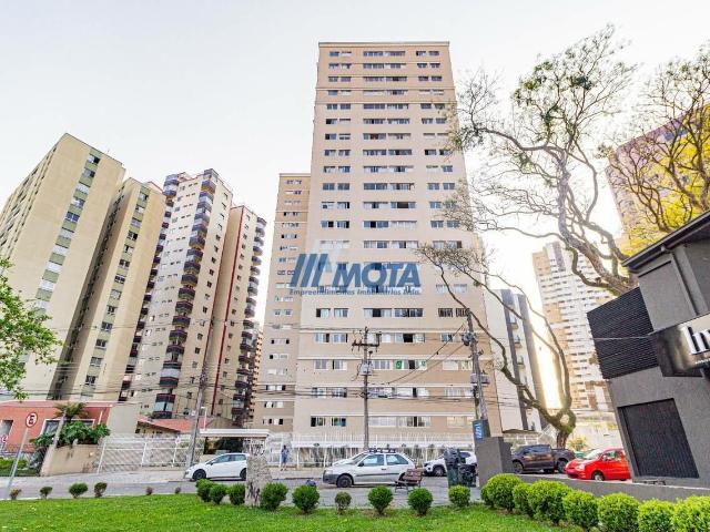 Apartamento de 72 m² na Capitão Clementino Paraná Água Verde Curitiba PR, aluguel por R$ 3.300/mês