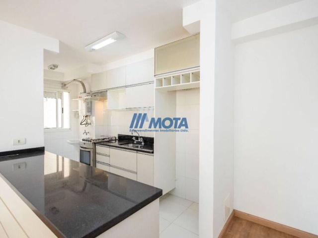 Apartamento de 72 m² na Carlos Dietzsch Portão Curitiba PR, aluguel por R$ 3.000/mês