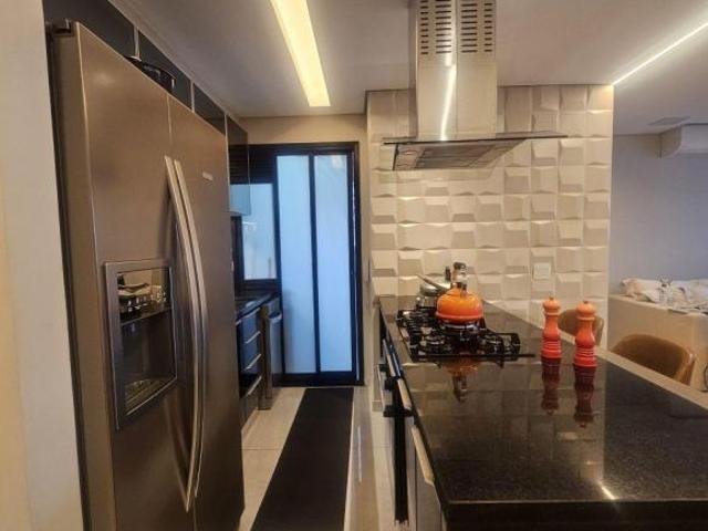 Apartamento de 72 M² com 2 dormitórios, lavabo e 2 vagas
