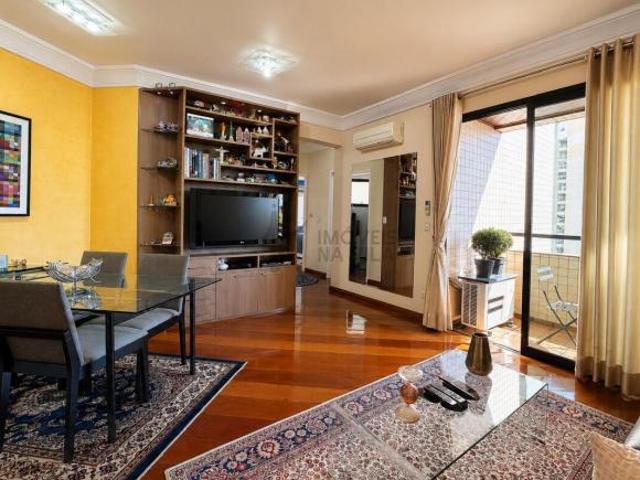 Apartamento de 72 m² com Varanda e 2 Vagas na Chácara Klabin
