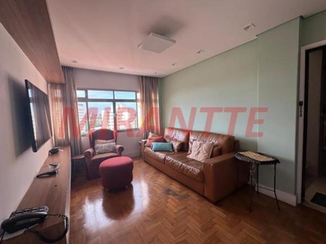 Apartamento de 77m² com 2 quartos