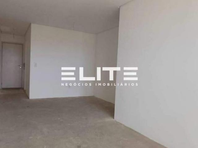 Apartamento de 77m² ao Lado do Parque Central: 3 Dormitórios, Suíte, 2 Vagas e Lazer de Clube!