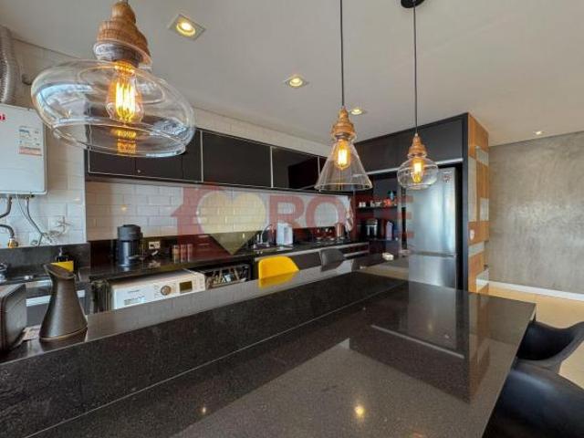 Apartamento de 74 m² à venda no Brooklin. Vista privilegiada para a Ponte Estaiada