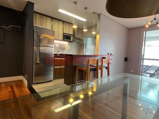 Apartamento de 74m² com 2 quartos