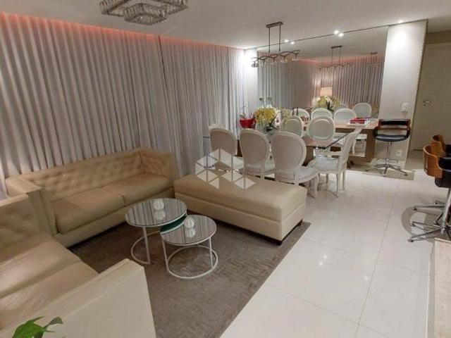 Apartamento de 75m2 de 3 dormitórios com 1 vaga