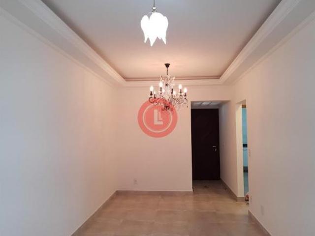 Apartamento de 75m2 semi mobiliado para locação no Jardim Bela Vista em Santo André SP. São 2 dorm