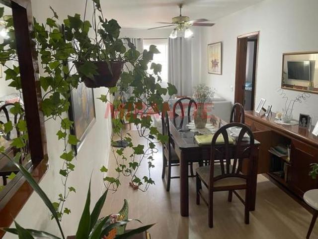 Apartamento de 75m² com 2 quartos