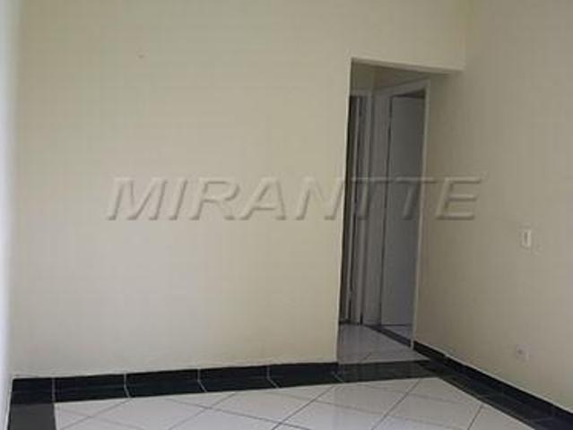 Apartamento de 75m² com 2 quartos