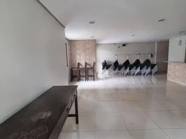Apartamento de 76m² com 3 dormitórios, sendo uma suíte e 2 vagas para compra no Morumbi