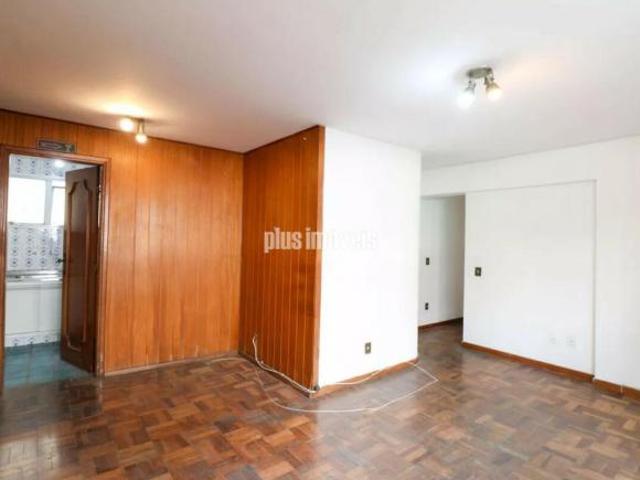 Apartamento de 80 metros quadrados oferece conforto e praticidades modernas