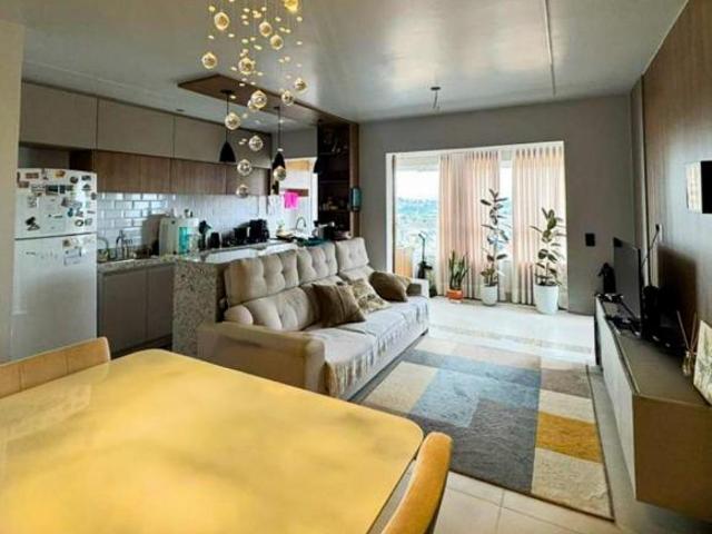 Apartamento de 80m² com 03 quartos sendo 01 suíte no Edificio Lucy Complete Home Vila Lucy, Goiâni