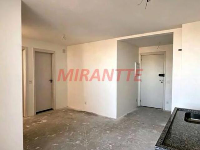 Apartamento de 81m² com 1 quartos