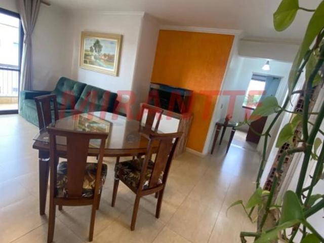 Apartamento de 81m² com 2 quartos