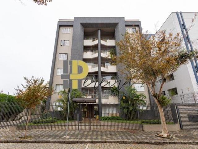 Apartamento de 82 m² com 3 quartos à venda em São Francisco