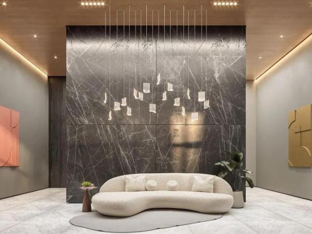Apartamento de 849 m² com 5 quartos à venda no Batel