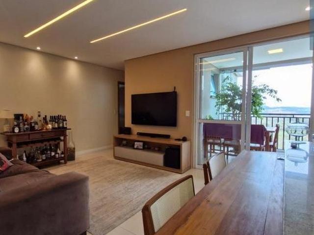 Apartamento de 84m² com 3 dormitórios, 1 suíte, varanda gourmet,último andar e vista para a serra n